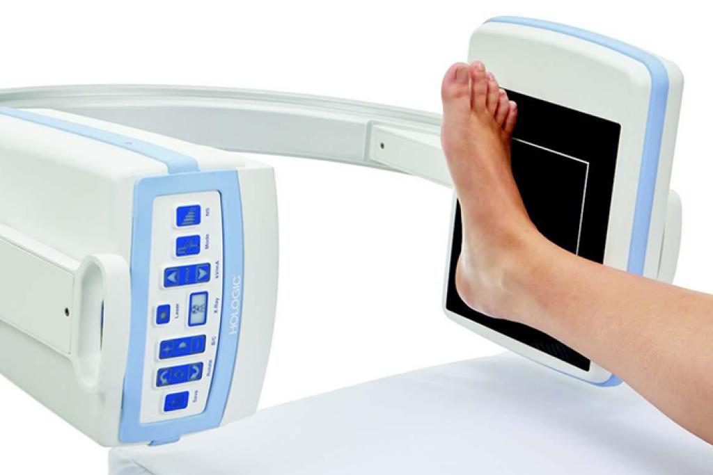 Hologic Fluoroscan Insight2 C-arm | Medilab global